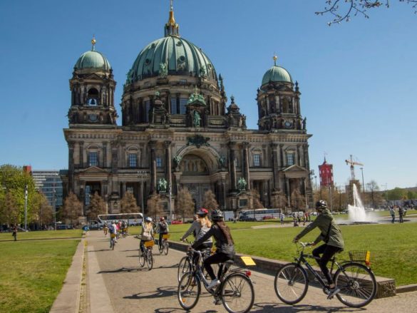 Eigene Stadt entdecken, mit dem Rad! Mit einer Baja Bikes-Tour