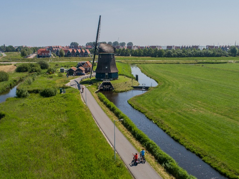 Volendam Bike Tour | Explore an authentic Dutch fisherman's village
